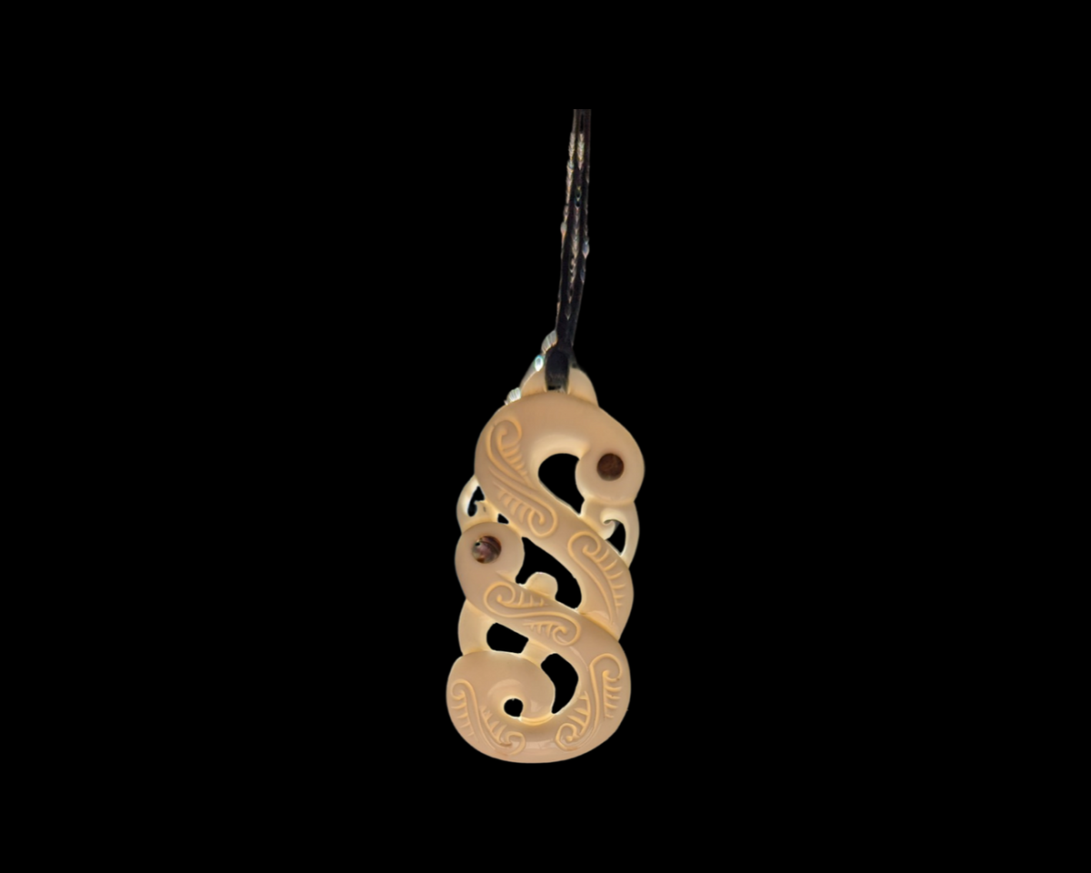 Small Manaia Bone Carving #13 – Pacific Shack Gold Coast