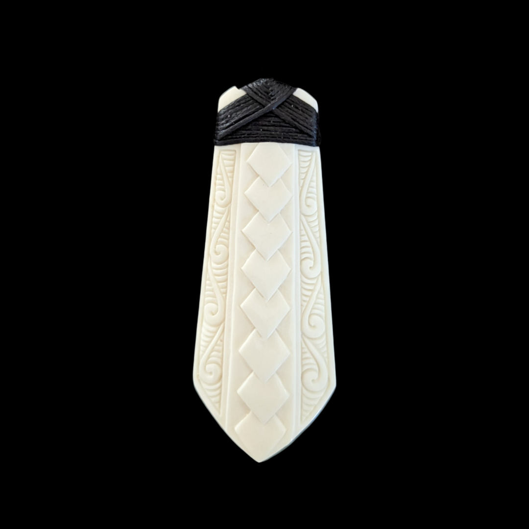 Medium Bone Carving Toki #35 – Pacific Shack Gold Coast