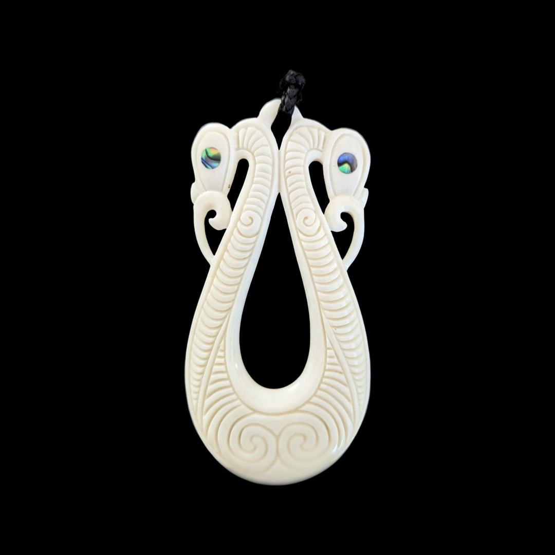 Medium Pekapeka Bone Carving #30 – Pacific Shack Gold Coast